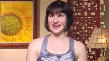 Banarasana: The Lunge Pose | Yoga International